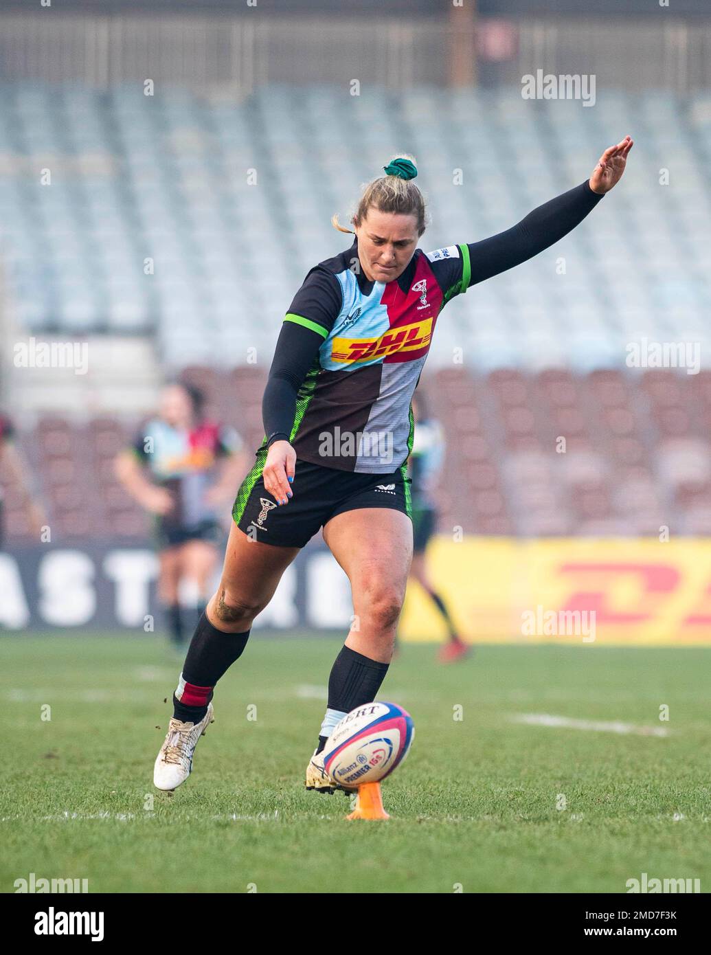 Twickenham Stoop, ENGLAND : Bella McKenzie of Harlequins in action ...