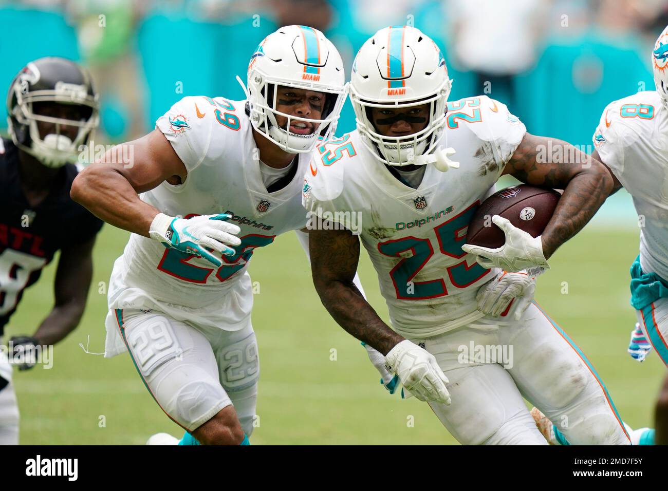 Miami Dolphins cornerback Xavien Howard (25) intercepts a pass intended ...