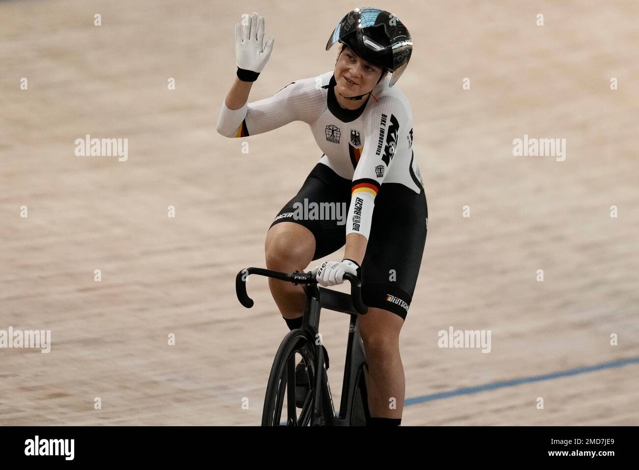 Lea Sophie Friedrich of Germany celebrates after winning the gold medal ...