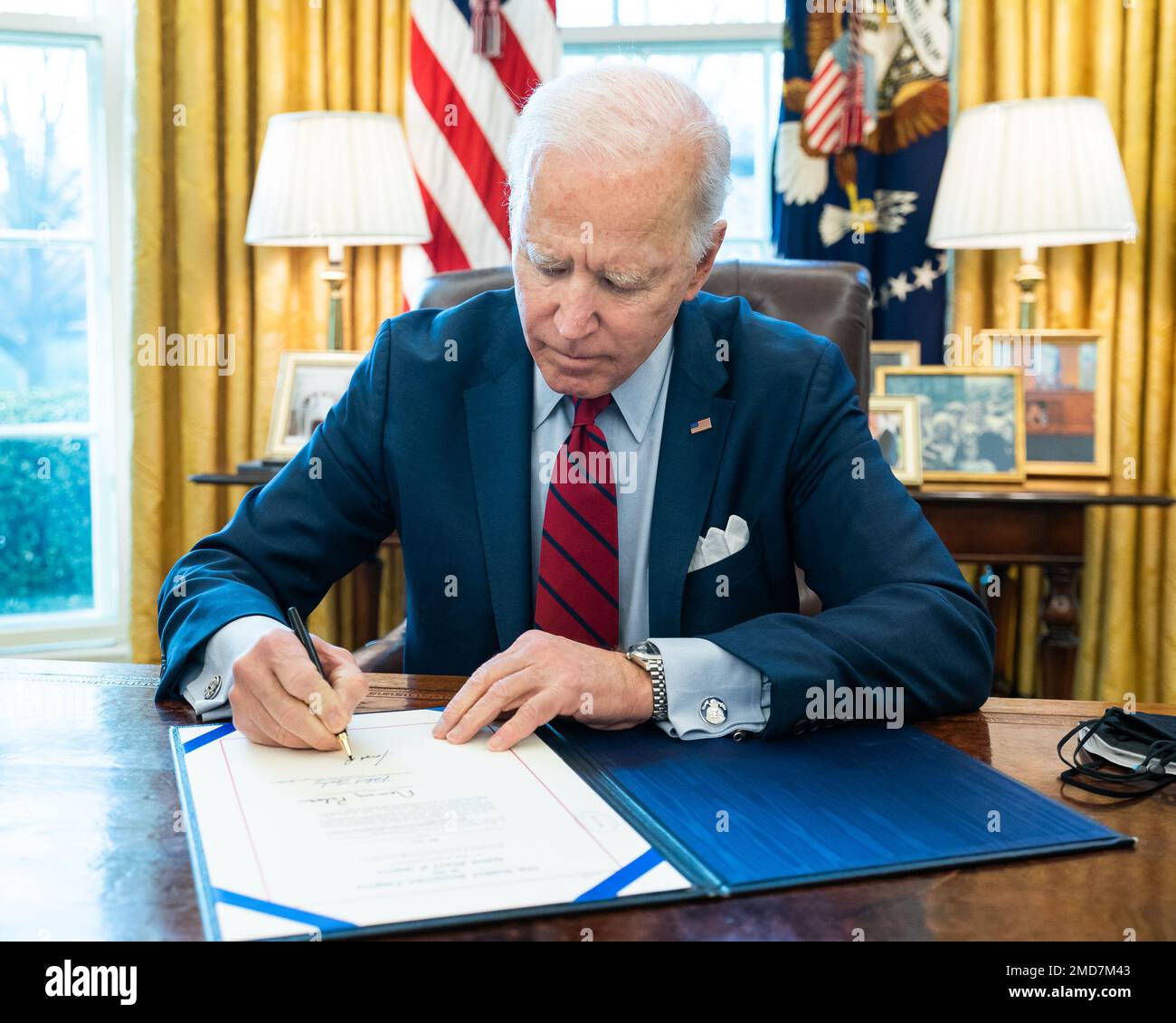 Reportage: President Joe Biden signs a bill, S. 579, the ALS Disability ...