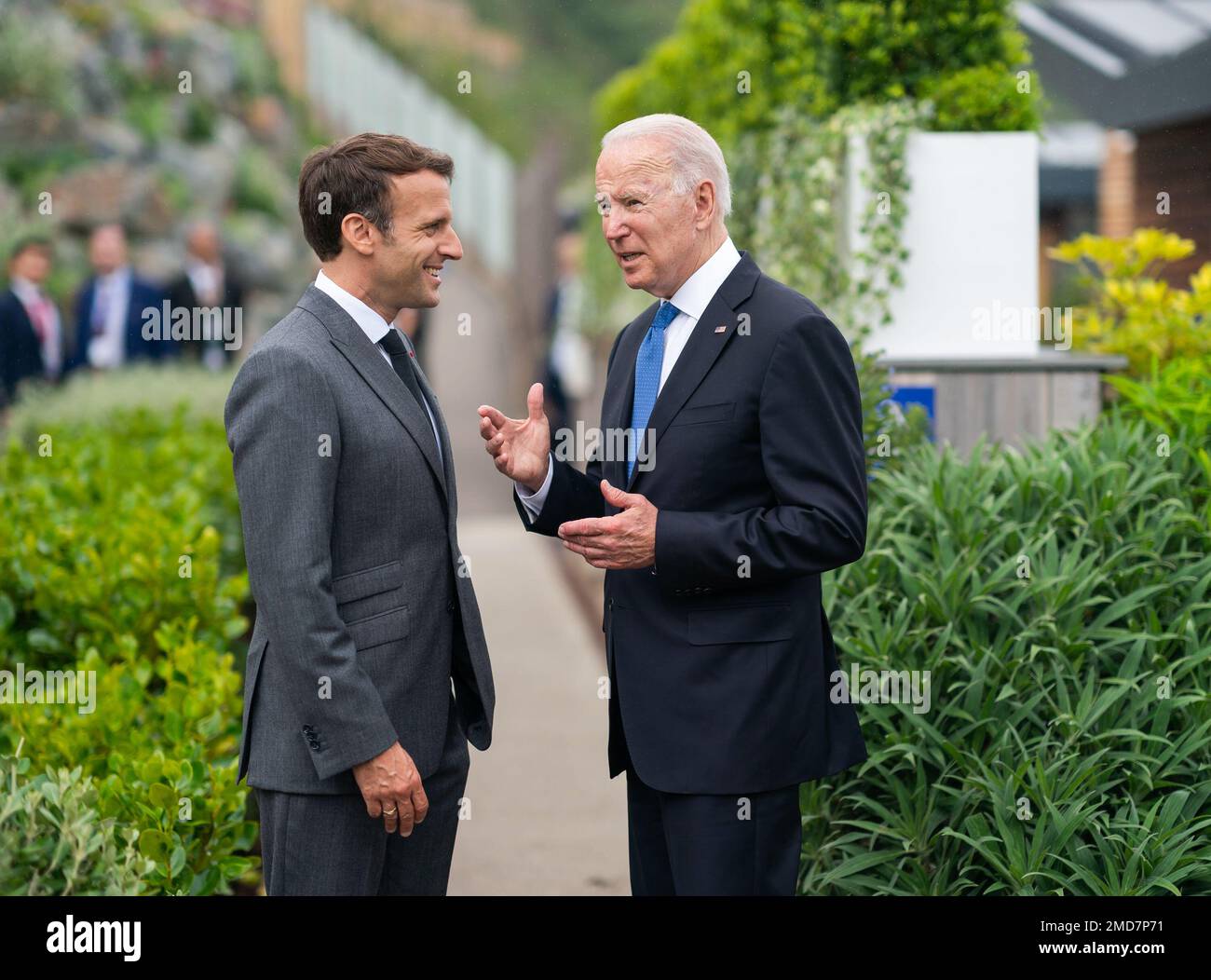 Reportage: President Joe Biden and French President Emmanuel Macron ...