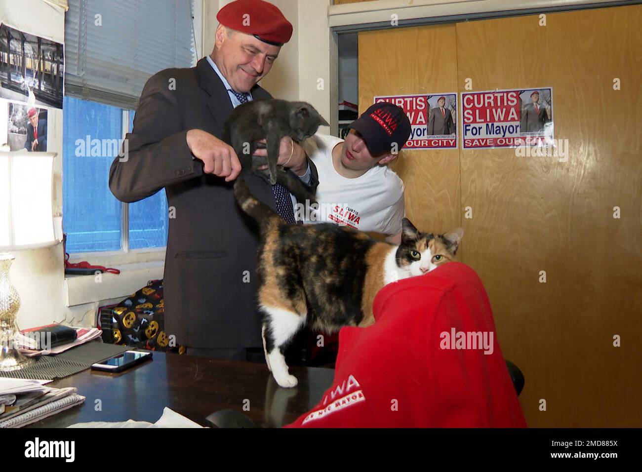 New York City Republican mayoral candidate Curtis Sliwa and wife Nancy ...