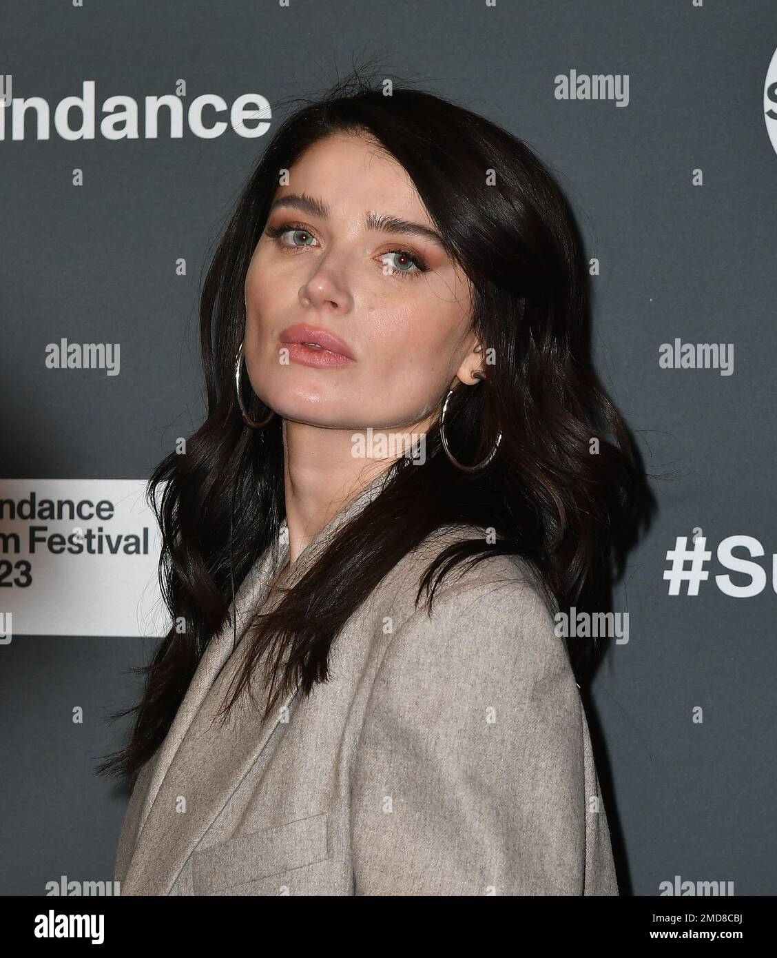 Eve hewson flora and son hi-res stock photography and images - Alamy