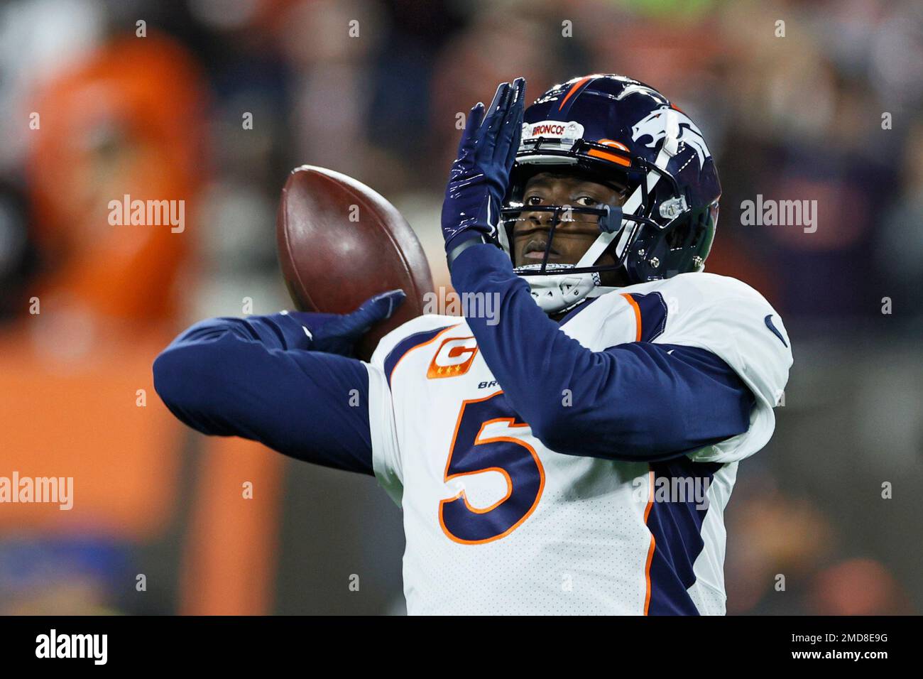 Denver Broncos quarterback Teddy Bridgewater warms-up before an NFL ...