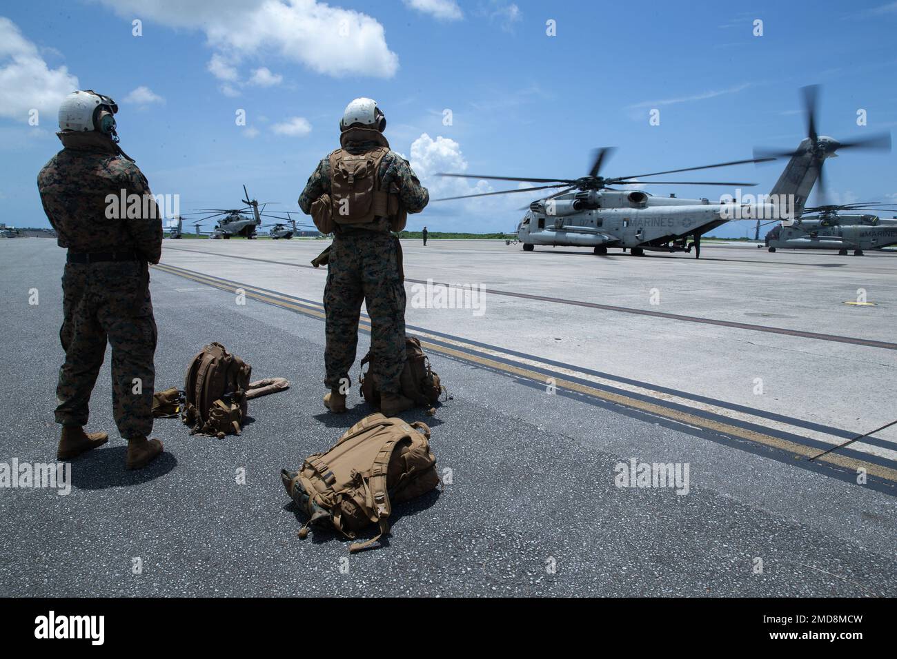 U.S. Navy Hospital Corpsman Mitchell Pitney (left) and Marine Corps 1st ...