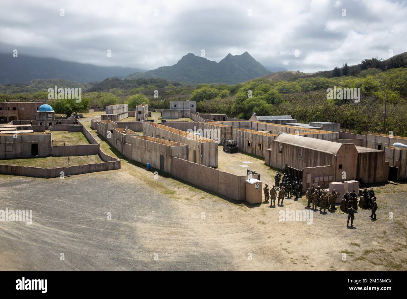MARINE CORPS TRAINING AREA BELLOWS, Hawaii (July 14, 2022) U.S. Marines ...