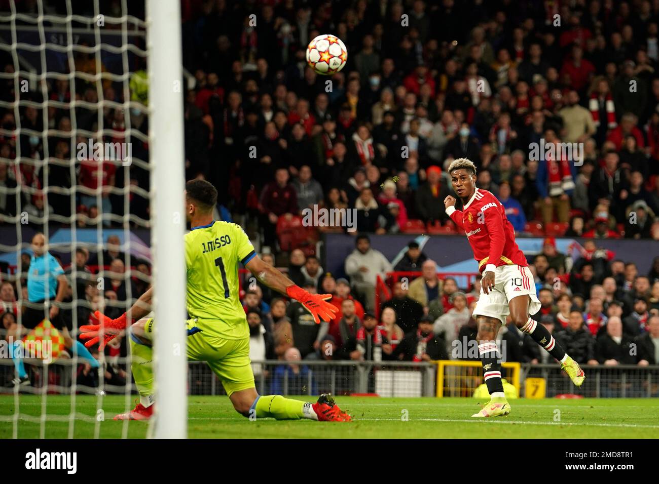Manchester United's Marcus Rashford, right, fails to score past ...