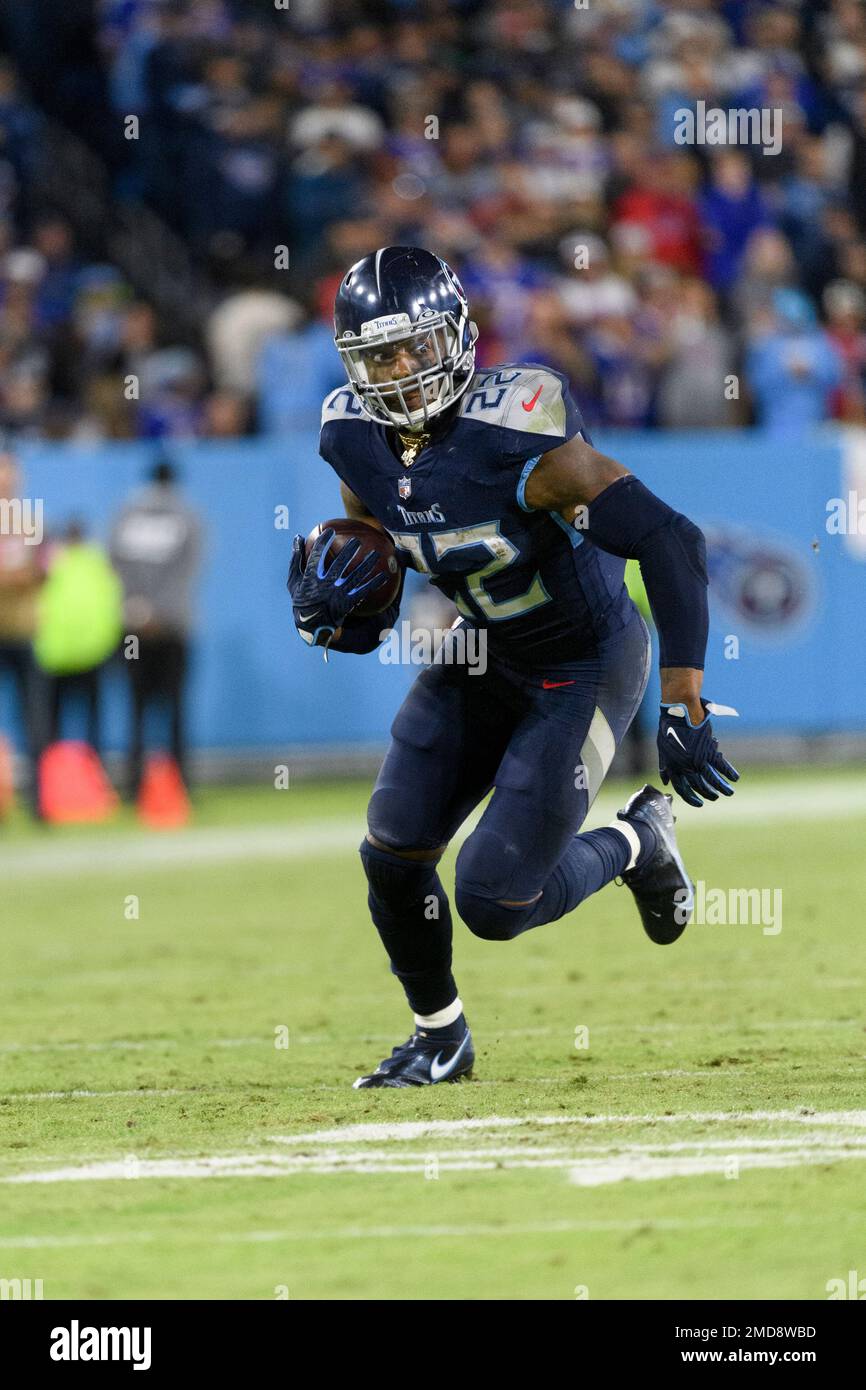 Tennessee Titans running back Derrick Henry (22) plays against the ...