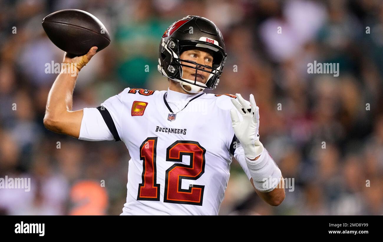 Tampa Bay Buccaneers' Tom Brady plays during an NFL football game ...