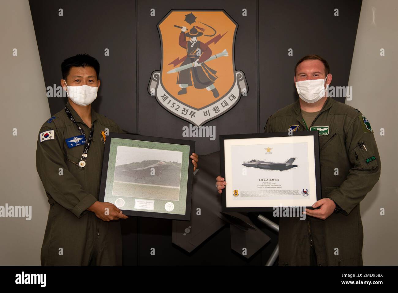 Republic of Korea Air Force (ROKAF) Lt. Col. Ki Yoon Jung, 152nd ...