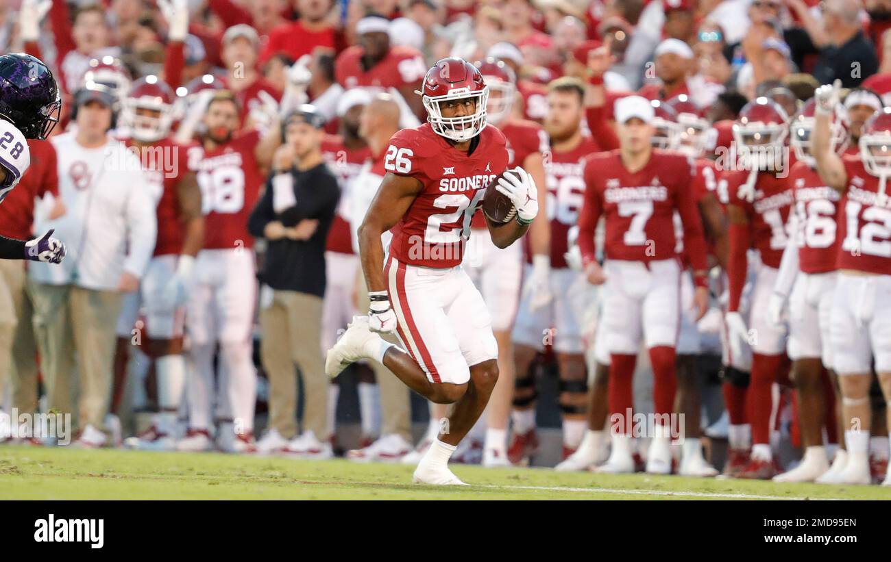 Oklahoma running back Kennedy Brooks (26) during an NCAA football game ...