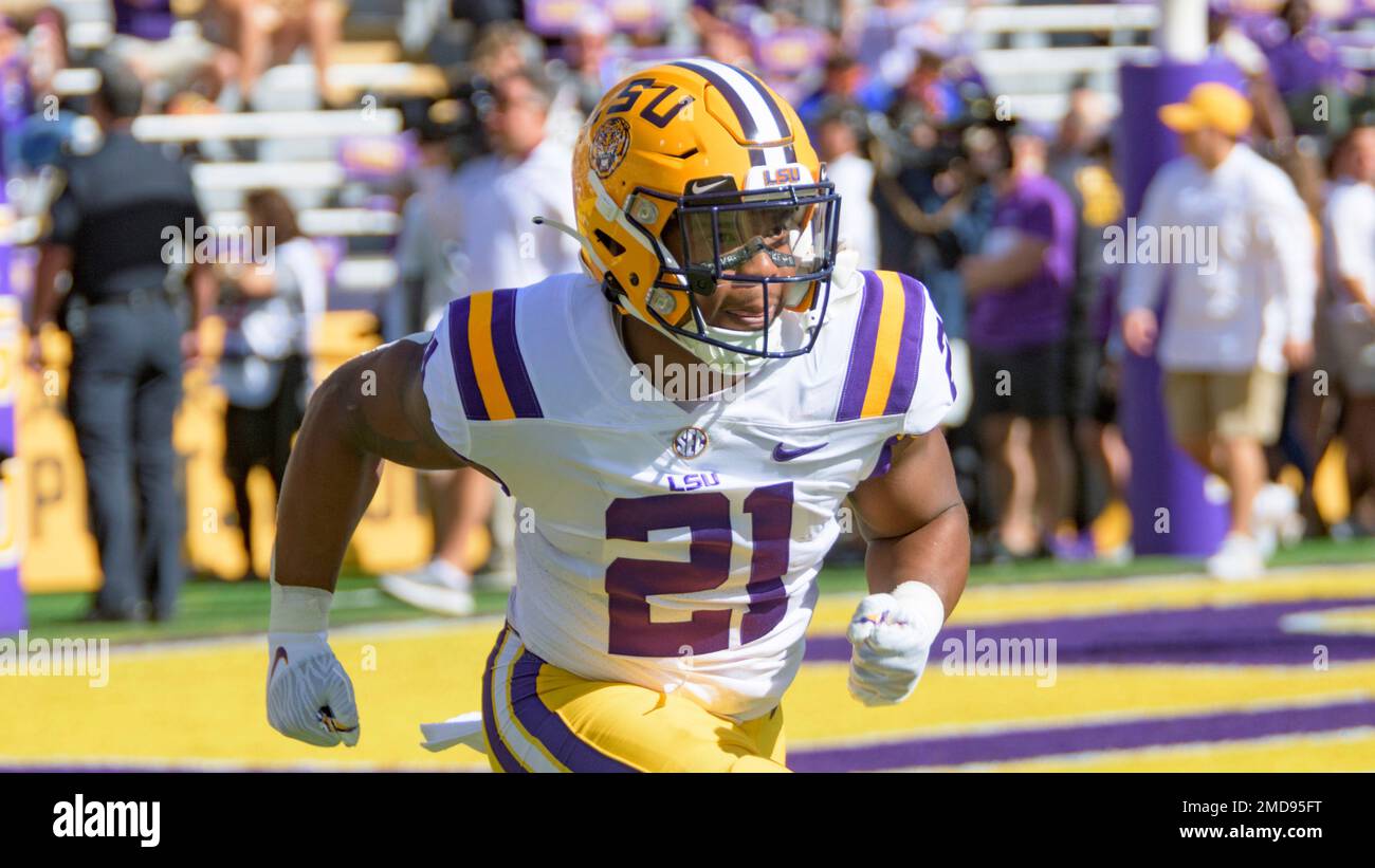 LSU Jordan Toles (21) runs during an NCAA college football game in ...