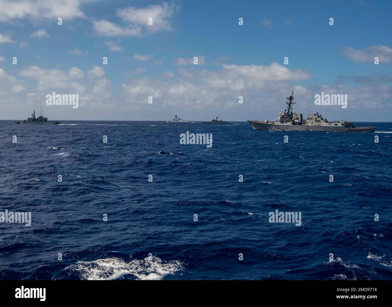 PACIFIC OCEAN (July 13, 2022) From left : French Navy frigate FS ...