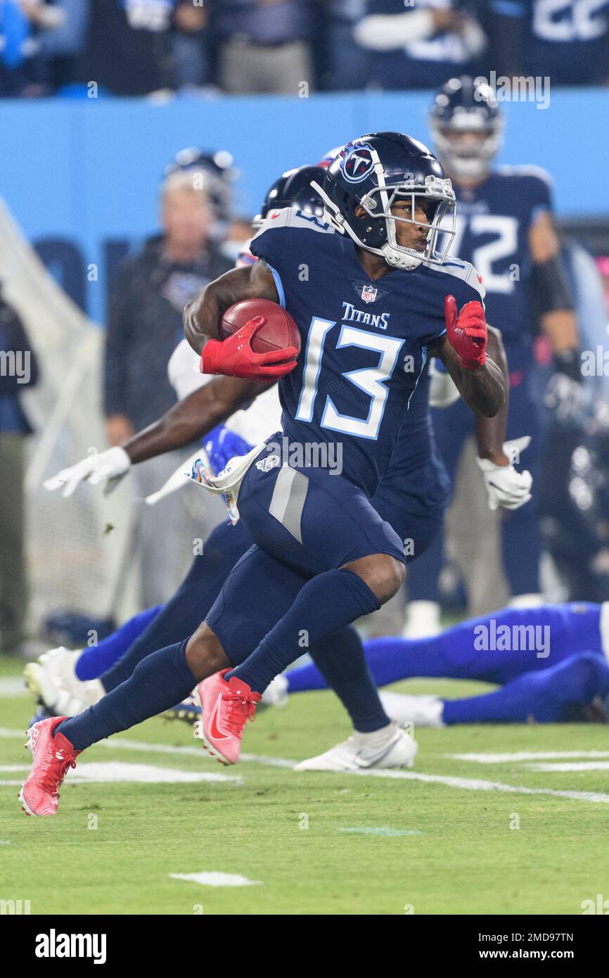 Tennessee Titans wide receiver Cameron Batson (13) plays against the ...