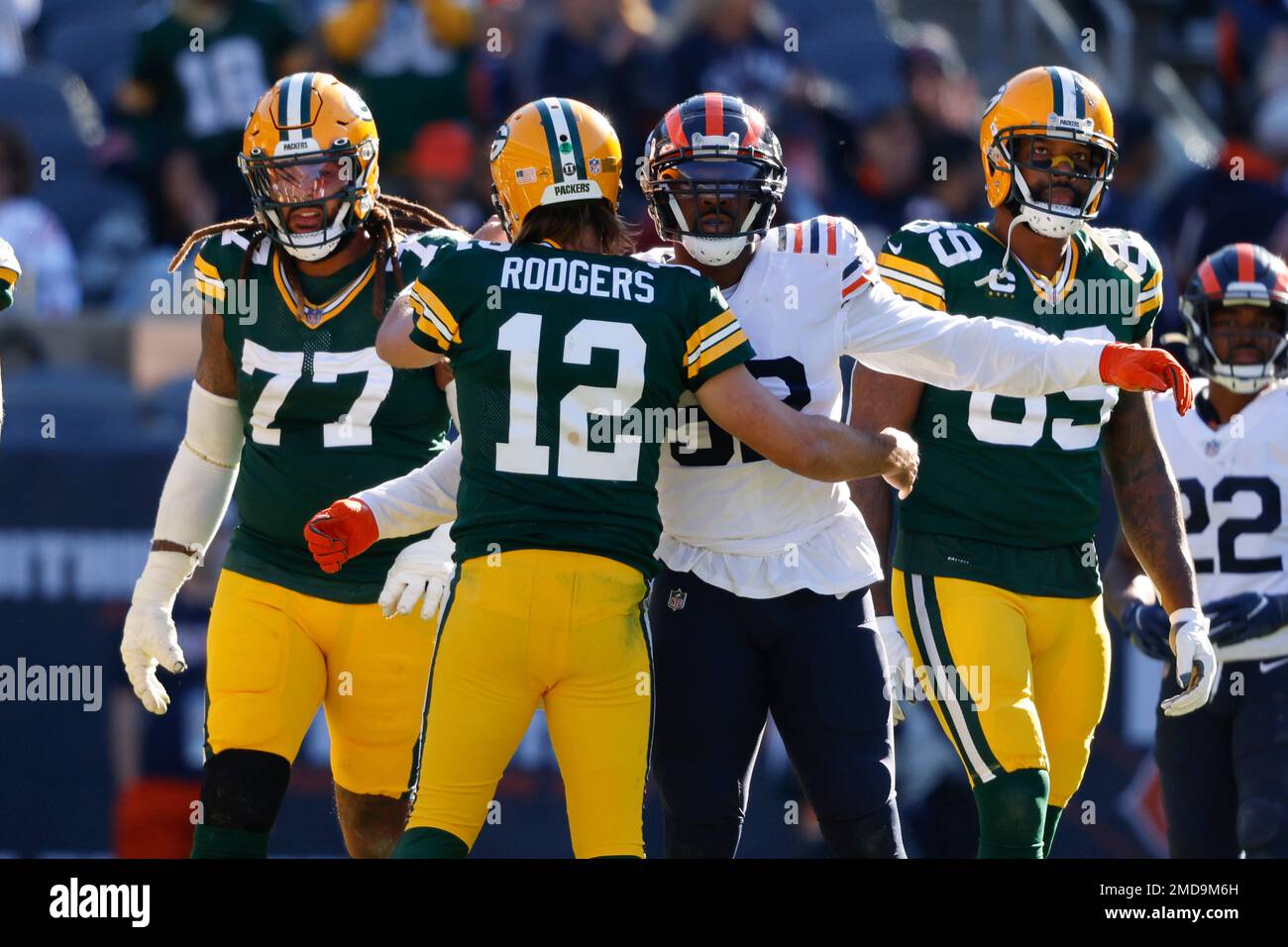 Green Bay Packers quarterback Aaron Rodgers (12) and Chicago Bears ...