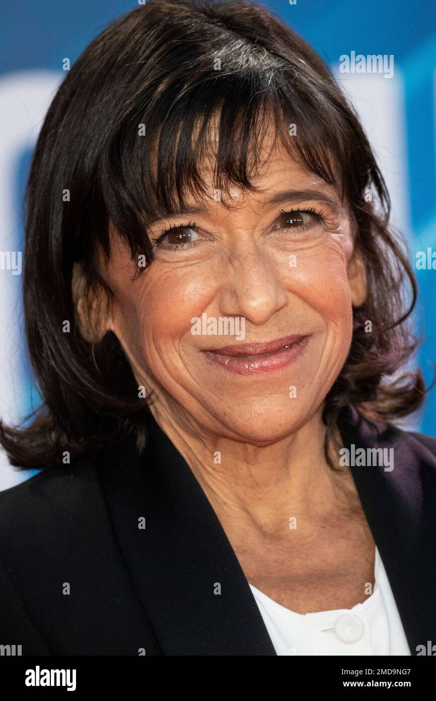 Kathryn Hunter poses for photographers upon arrival at the closing ...