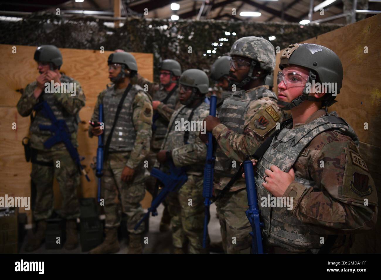 Weapon tactics hi-res stock photography and images - Alamy