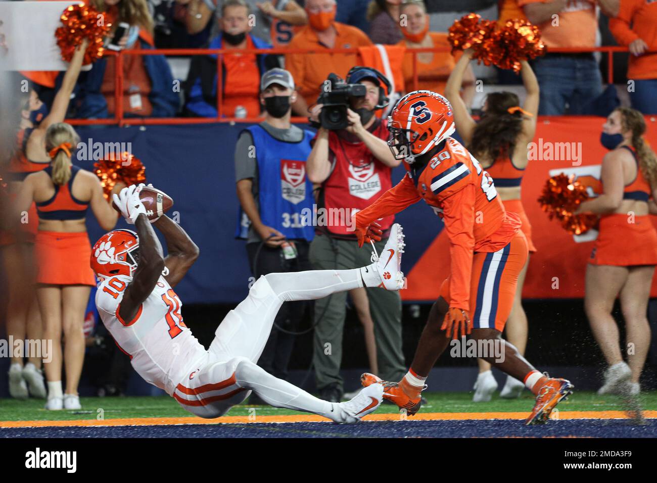 Clemson wide receiver Joseph Ngata (10) makes a touchdown catch while ...