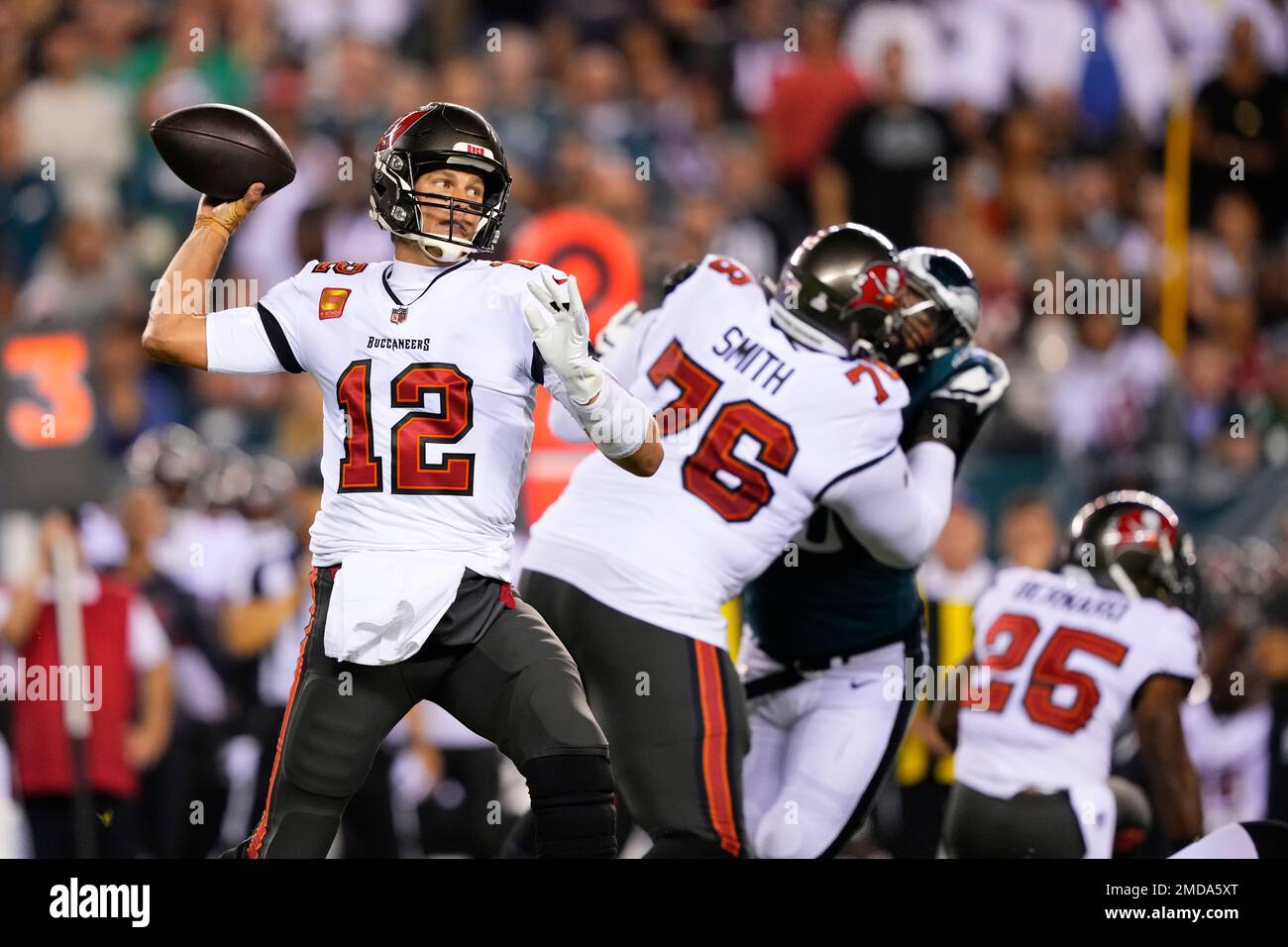 Tampa Bay Buccaneers' Tom Brady plays during an NFL football game ...
