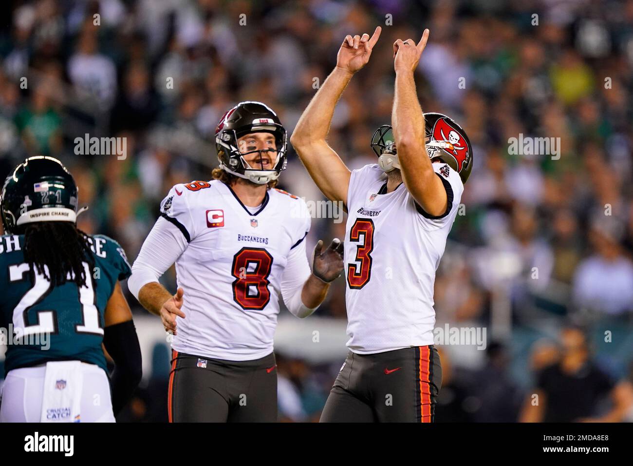 Tampa Bay Buccaneers kicker Ryan Succop (3) celebrates scoring an extra ...