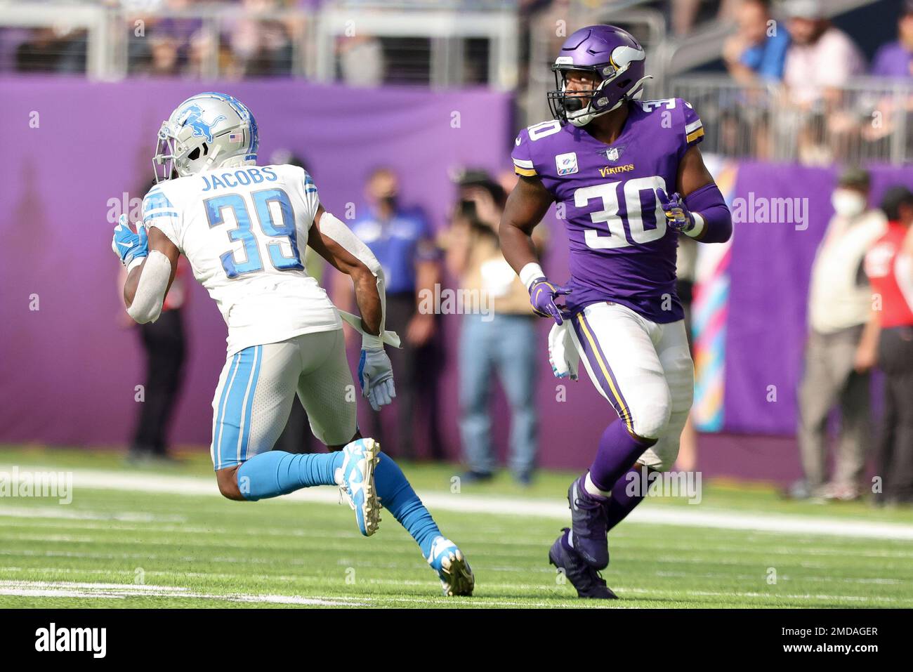 Minnesota Vikings fullback C.J. Ham (30) in action during the second ...