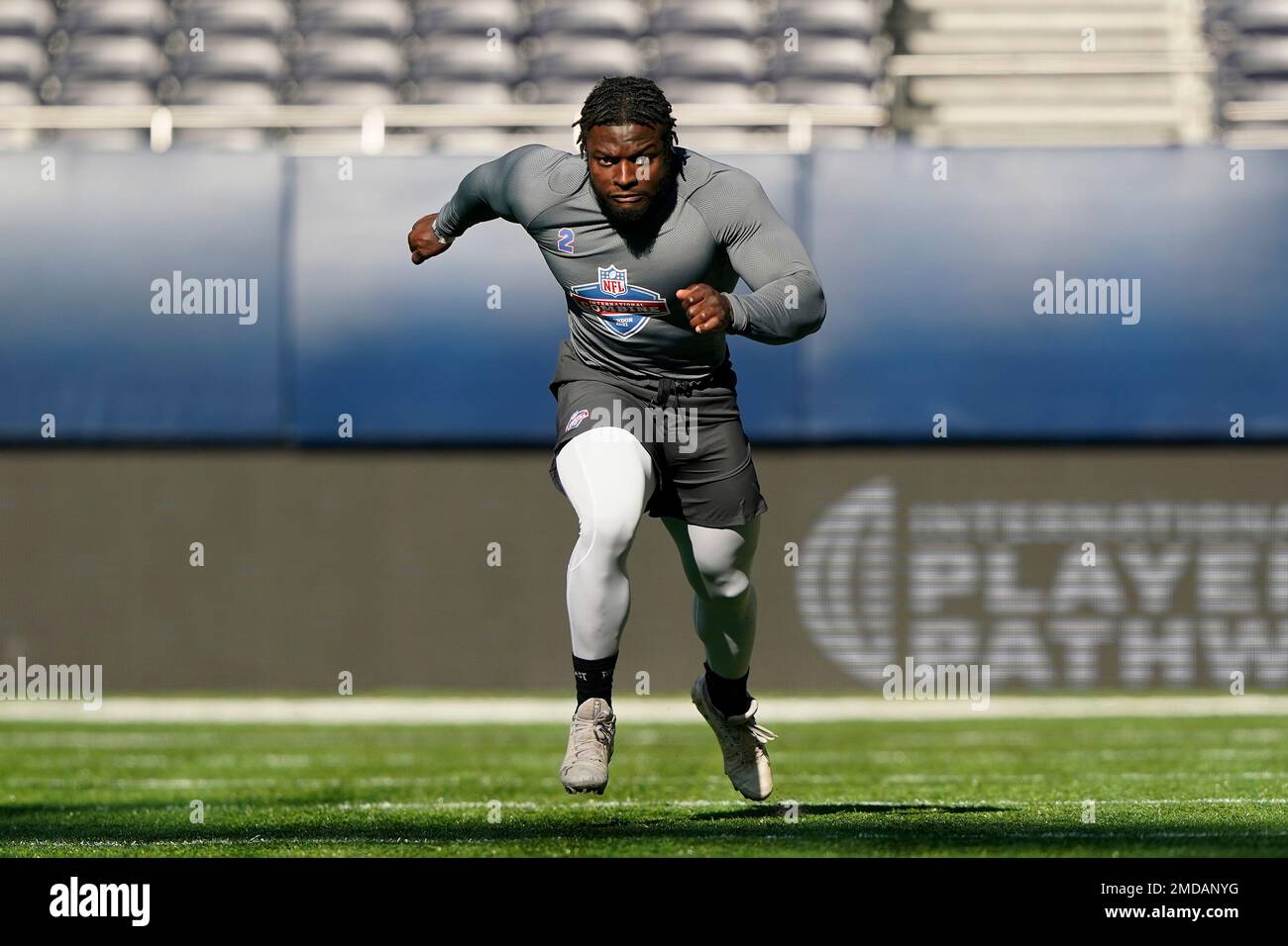 London Blitz running back Samson Alabi, of Britain, participates in a ...