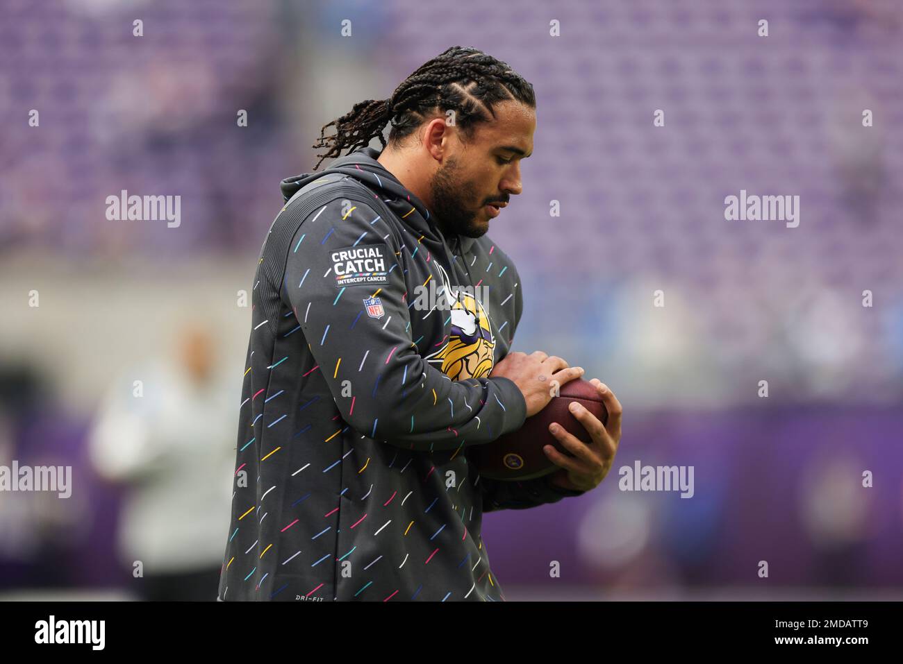 Minnesota Vikings middle linebacker Eric Kendricks (54) on the field ...