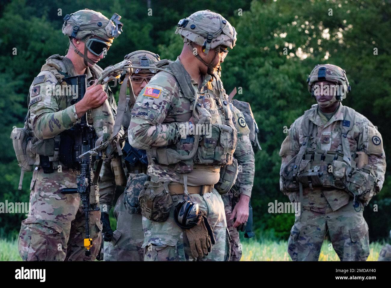 Soldiers assigned to Bravo Company, 1st Battalion, 114th Infantry ...