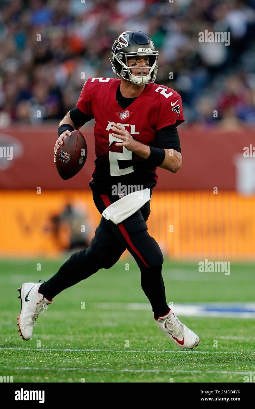 Atlanta Falcons quarterback Matt Ryan (2) looks to make a pass during ...