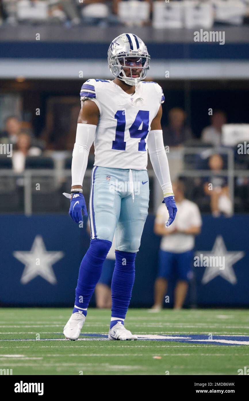 Dallas Cowboys linebacker Jabril Cox (14) lines up during an NFL ...