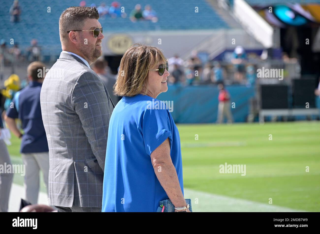 Tennessee Titans owner Amy Adams Strunk, right, and general manager Jon ...