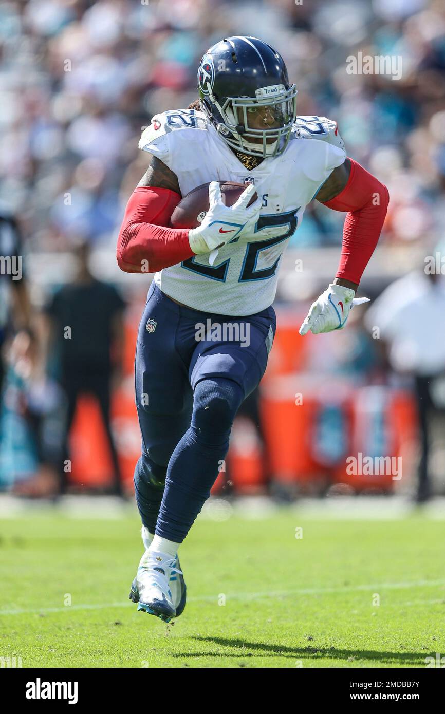 Tennessee Titans running back Derrick Henry (22) runs the ball during ...