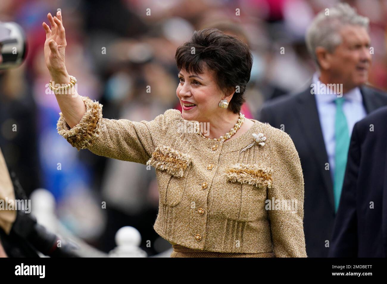 New Orleans Saints owner Gayle Benson walks on the field before an NFL ...