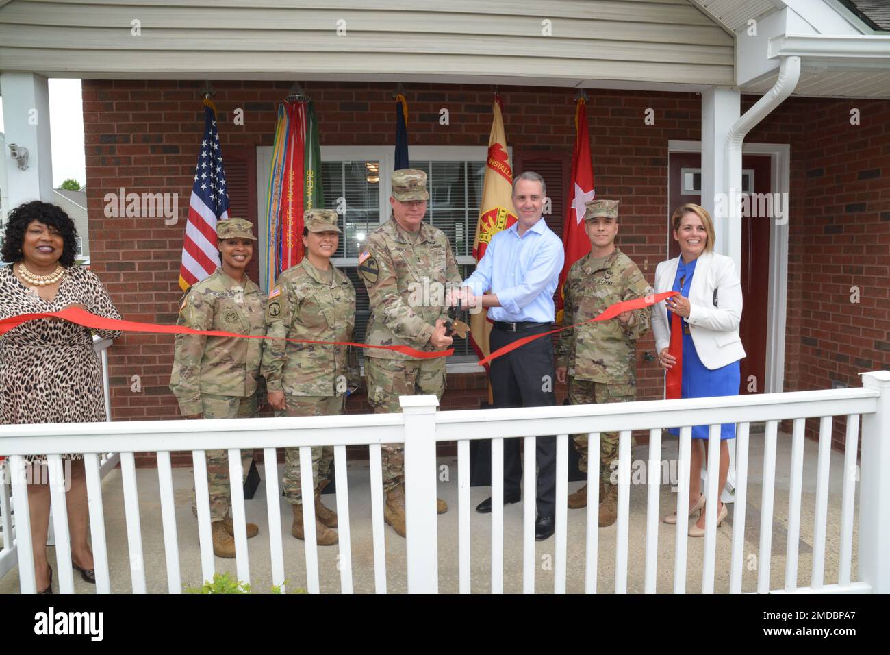 Maj. Gen. Mark T. Simerly, CASCOM and Fort Lee commanding general, and ...