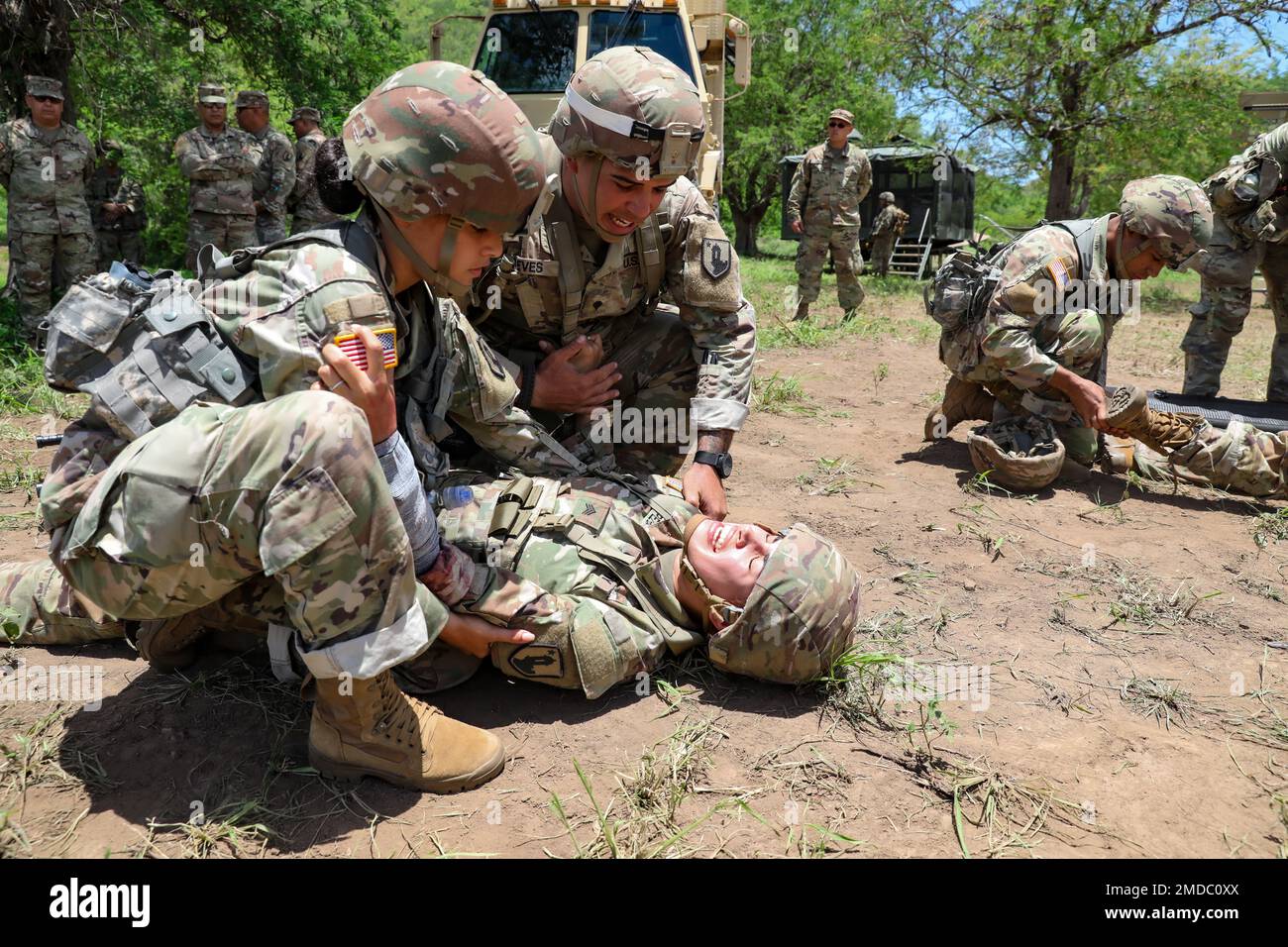Combat life saver training hi-res stock photography and images - Alamy