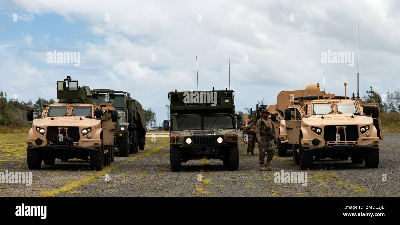 MARINE CORPS TRAINING AREA BELLOWS, Hawaii (July 15, 2022) U.S. Marines ...