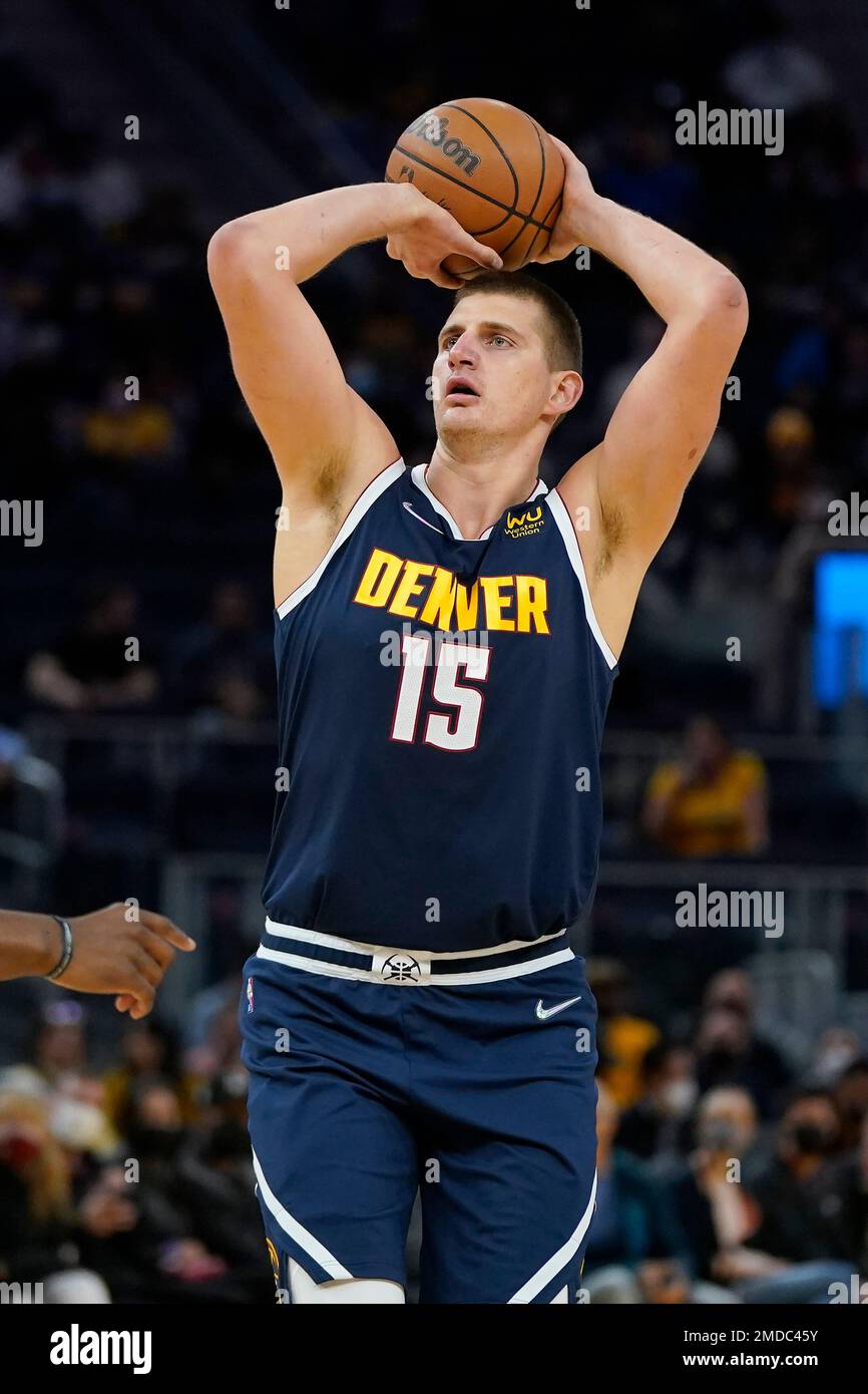Denver Nuggets center Nikola Jokic (15) against the Golden State ...