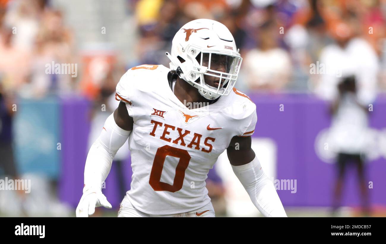Texas linebacker DeMarvion Overshown (0) plays against TCU during the ...