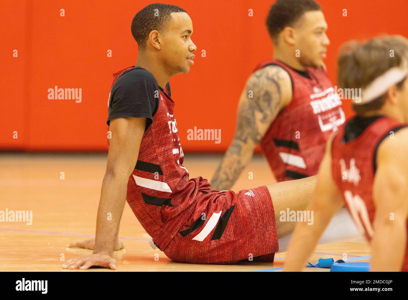 Bryce McGowens stretches during the Nebraska men's basketball team's ...