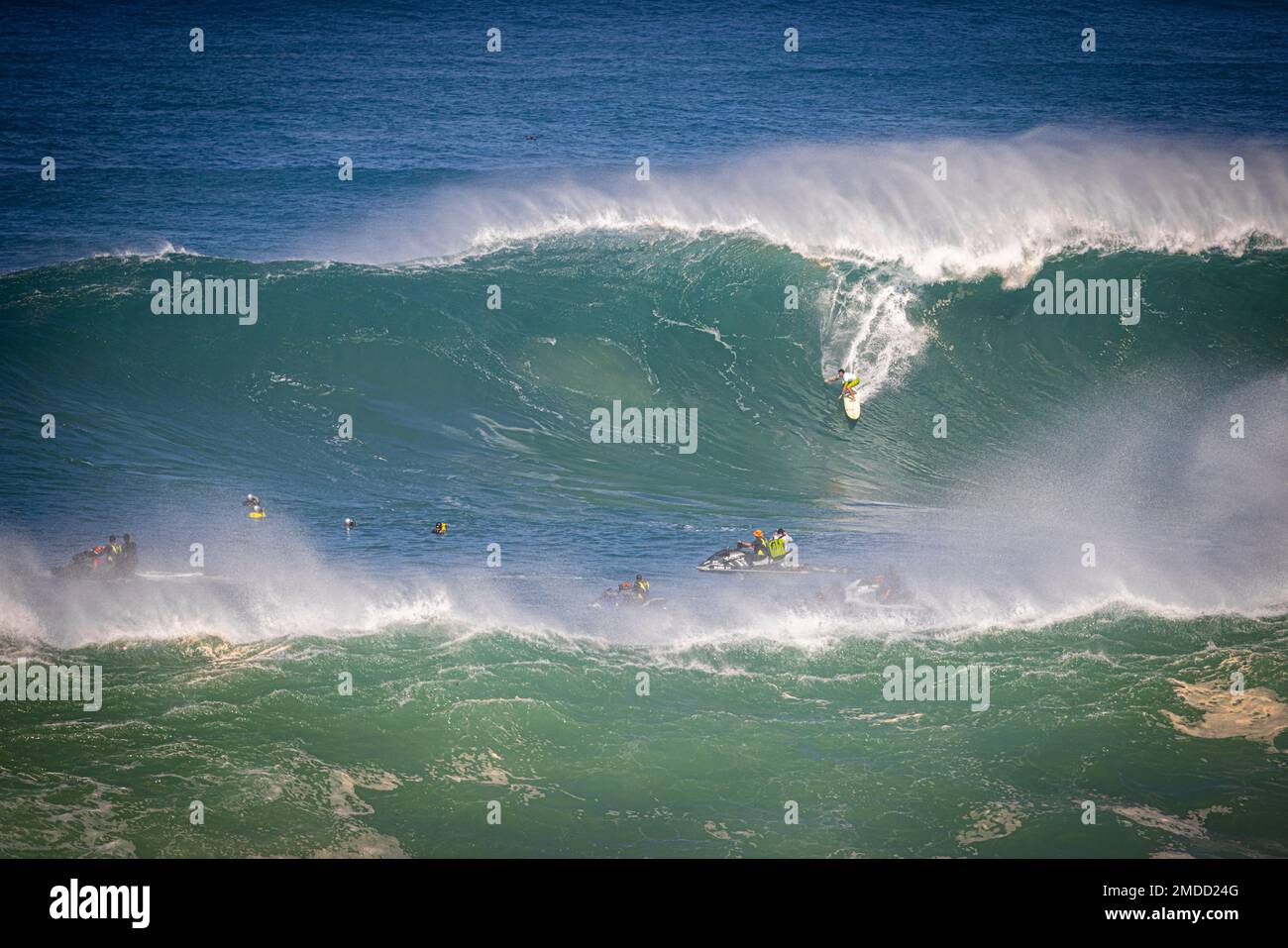 Haleiwa, HI, USA. 22nd Jan, 2023. Luke Shepardson wins the 2023 Eddie Aikau Big Wave ...