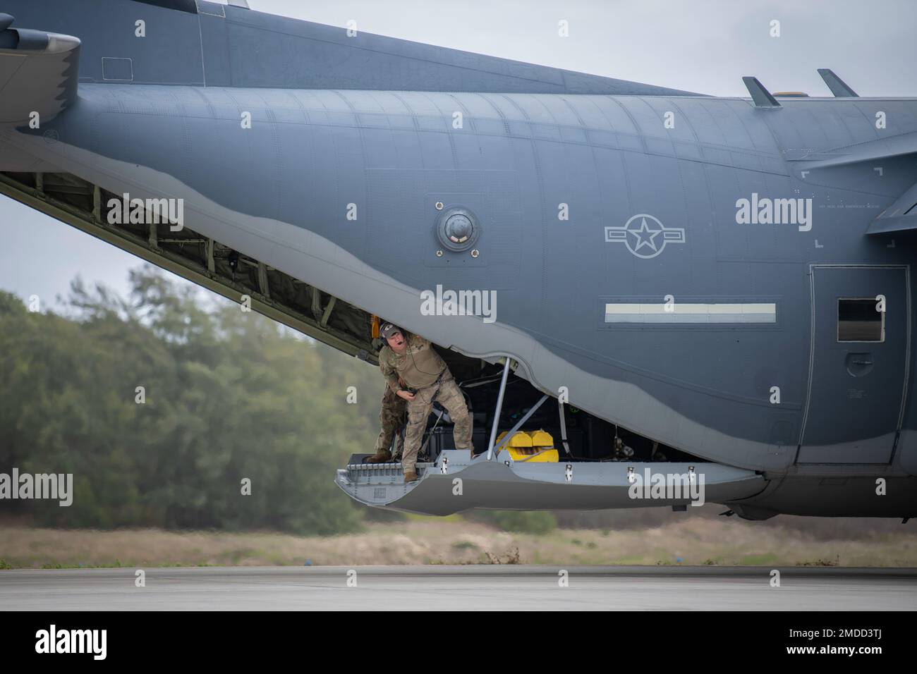 220716-F-KO270-1128 MARINE CORPS BASE HAWAII, Hawaii (July 16, 2022) An ...