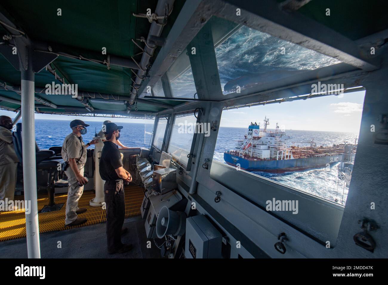 220716-N-MR124-1007 PACIFIC OCEAN (July 16, 2022) Civilian Mariners ...