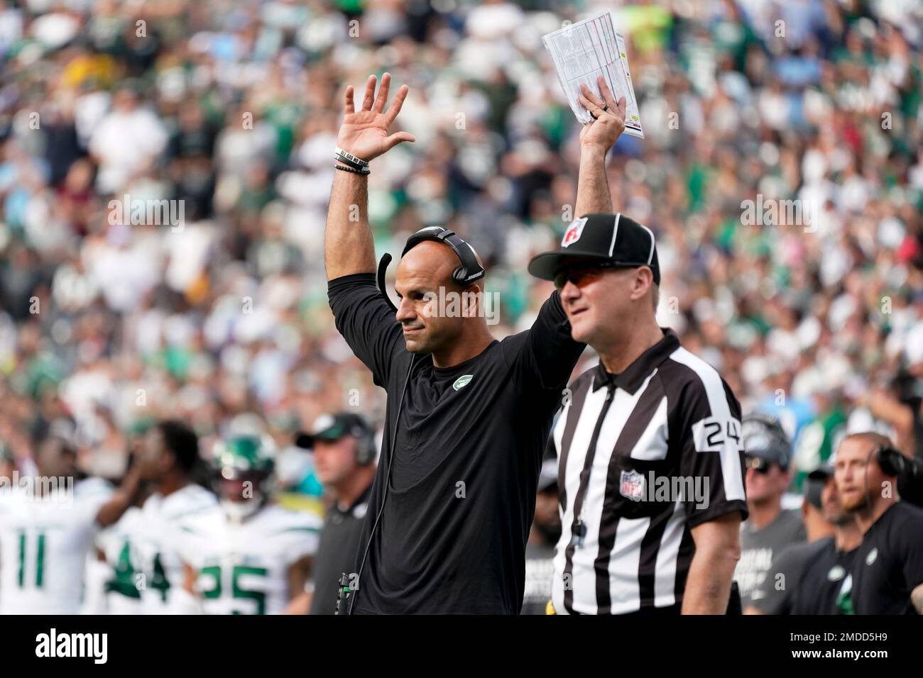 New York Jets head coach Robert Saleh reacts on the sidelines during ...