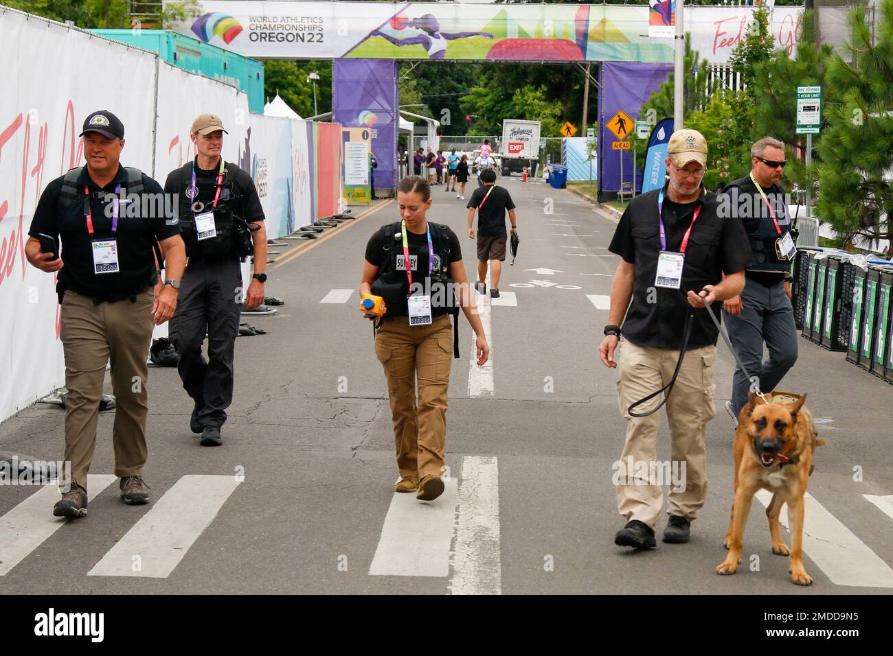 Oregon Army National Guard Staff Sgt. Kayla Smith (center), Survey Team ...