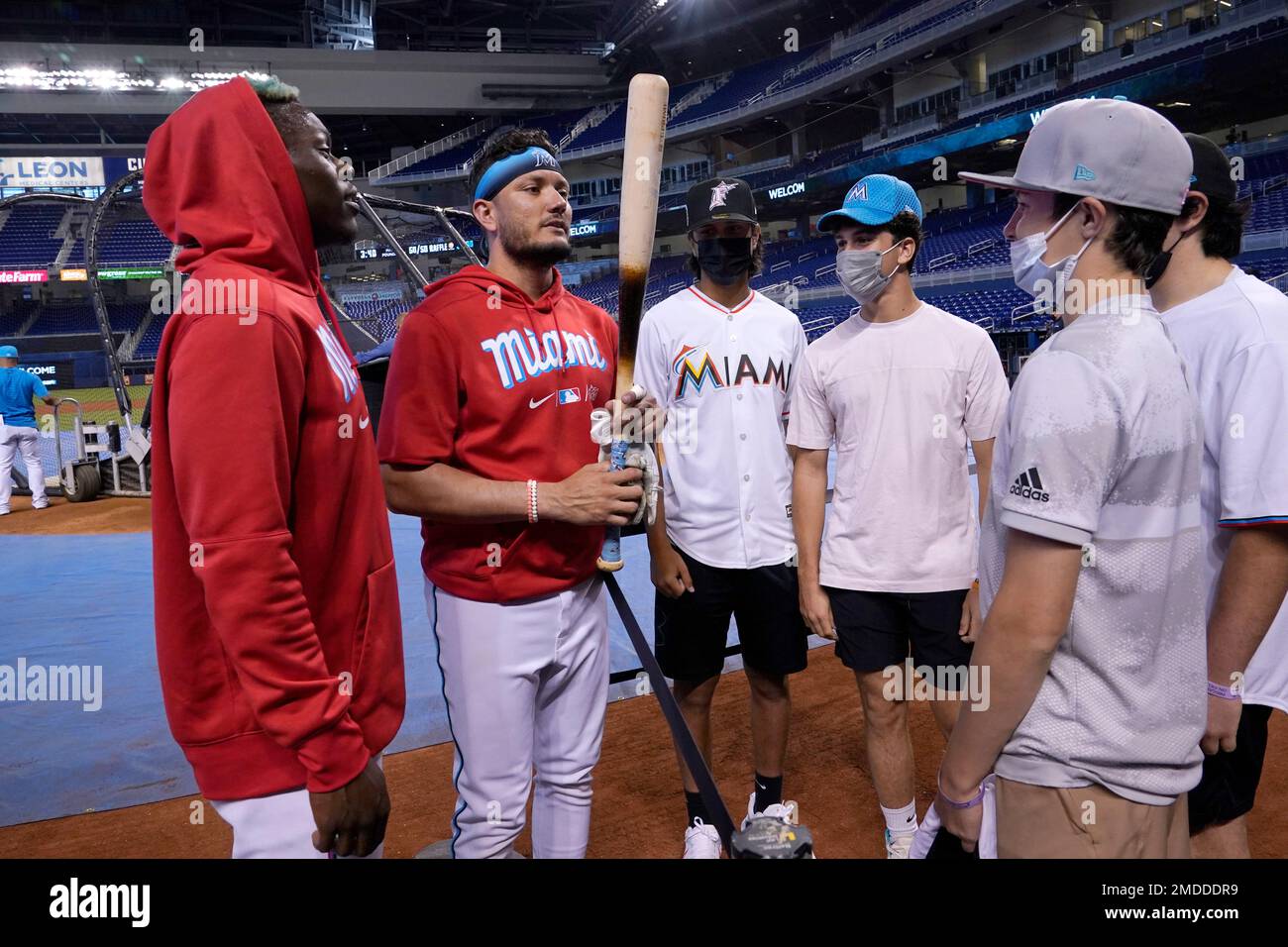 Miami Marlins second baseman Jazz Chisholm Jr., left, and shortstop ...