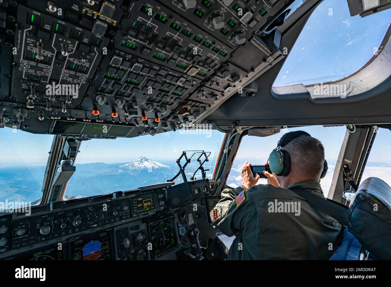 U.S. Air Force Col. Corey Simmons, 60th Air Mobility Wing commander ...