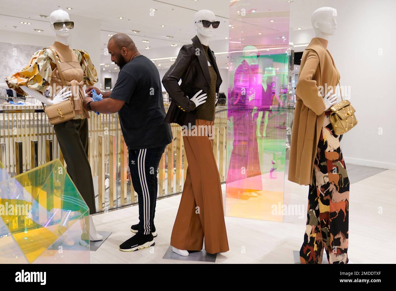 Saks Fifth Avenue East Rutherford at Katharine Gillis blog