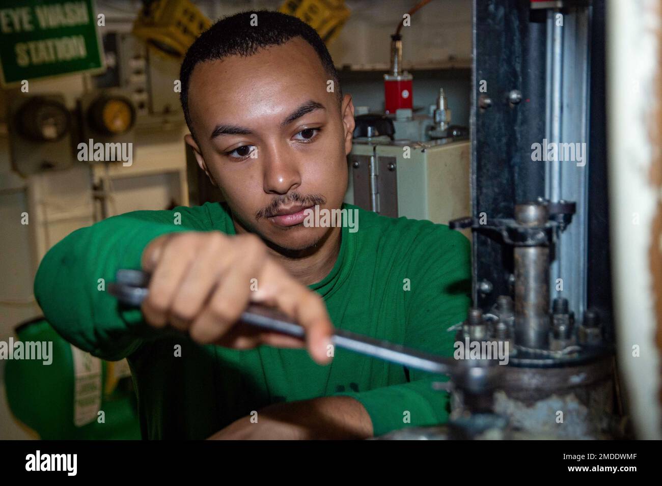 220722-N-DN159-1019 MEDITERRANEAN SEA (July 22, 2022) Aviation ...