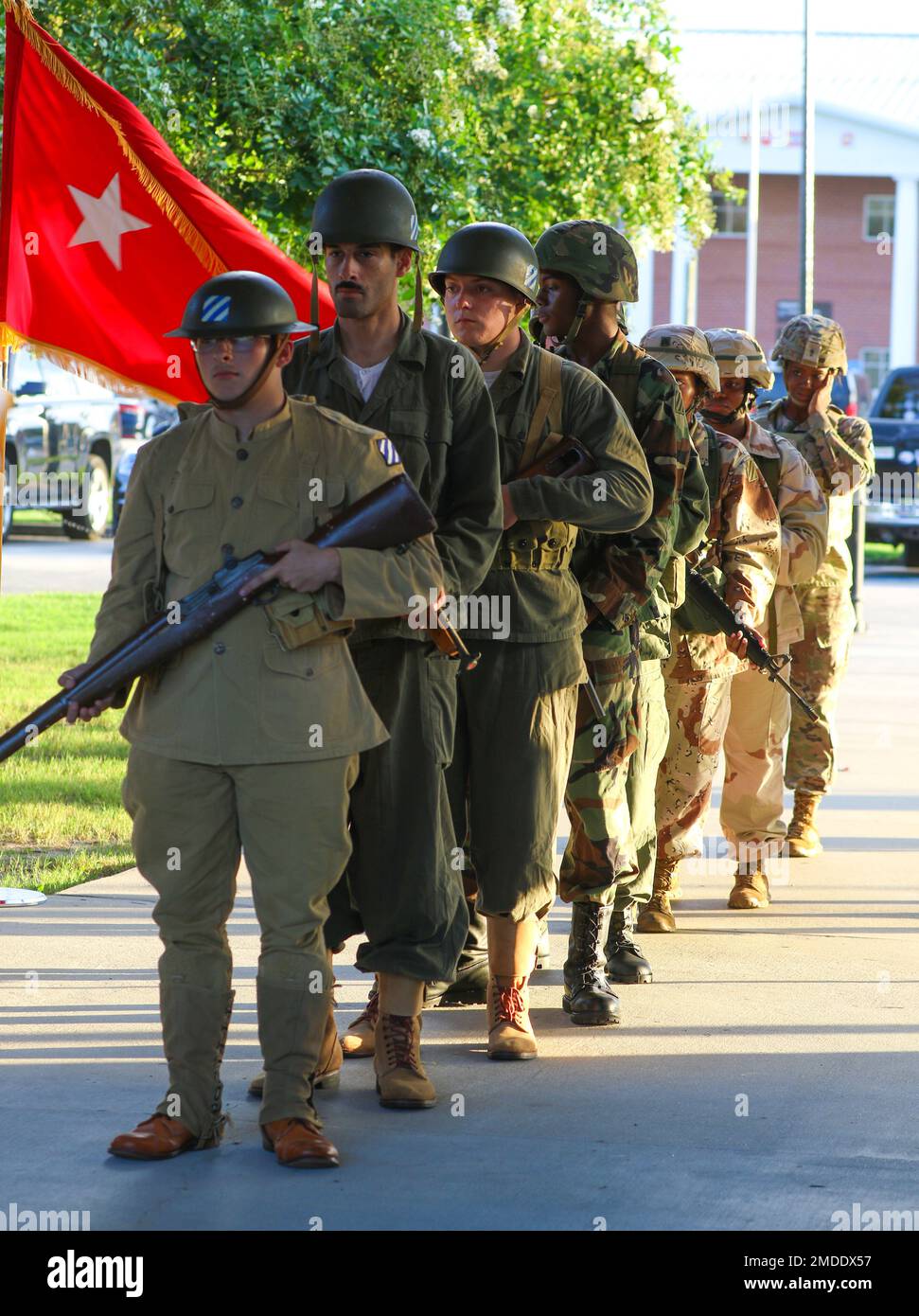 Soldiers assigned to 3rd Infantry Division wear historical and modern ...
