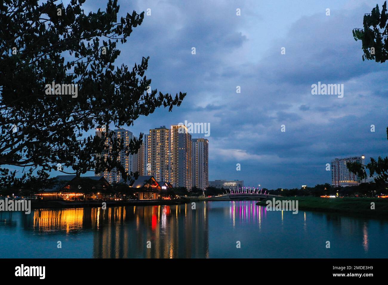 Summarecon Bekasi is an icon of the modern city of Bekasi. Summarecon ...